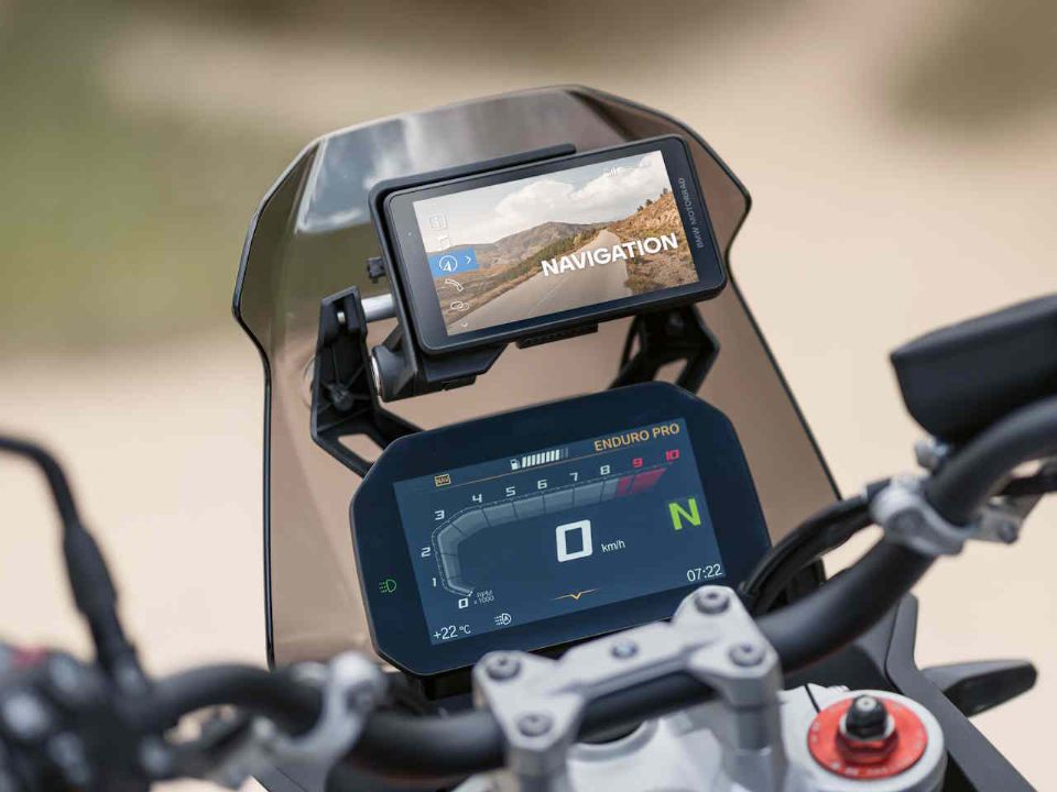 BMW Motorrad lança central de navegação para motor - Conheça o ...